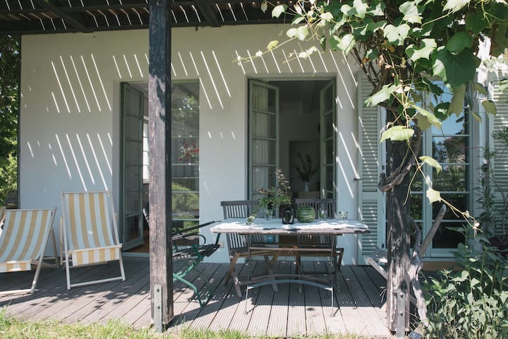 Turmvilla Eg: Terrasse Mit Pergola Und Kaminofen - Werder
