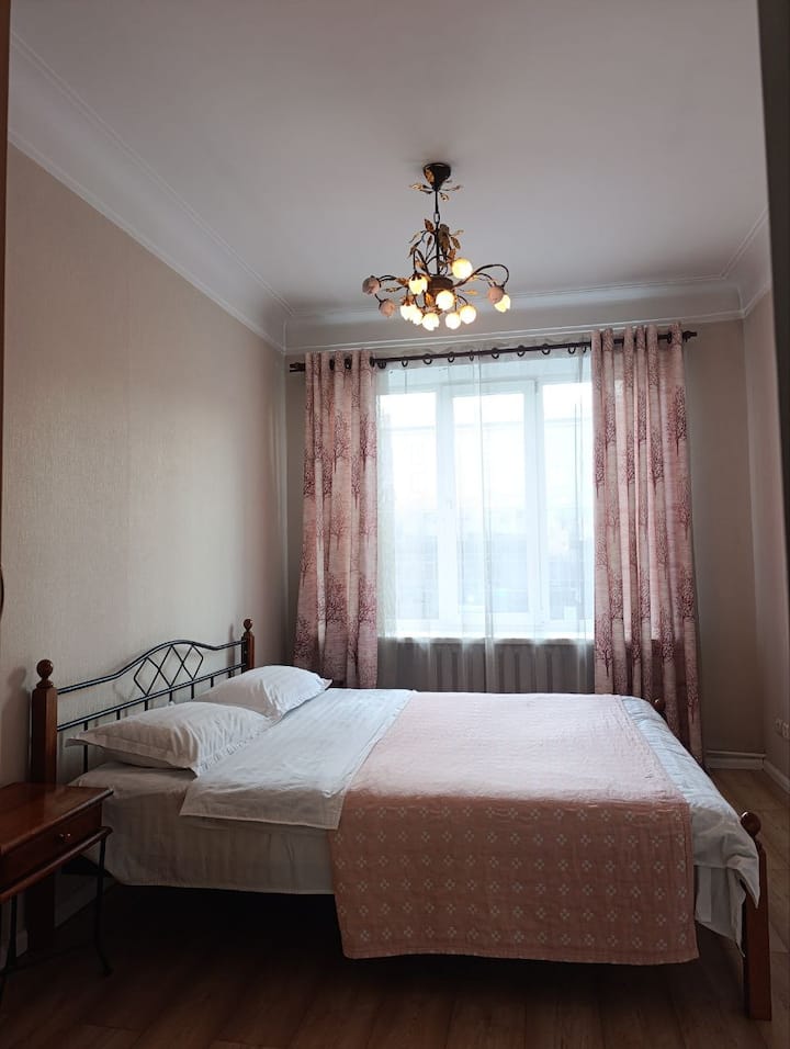 Aura On Erkindik Boulevard - Bishkek