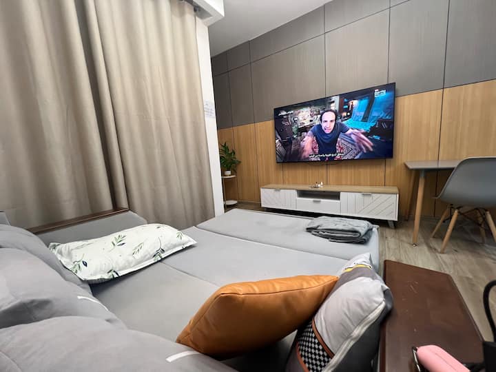 Luxury Ajman Residence ( 2 King Beds ) - Charjah