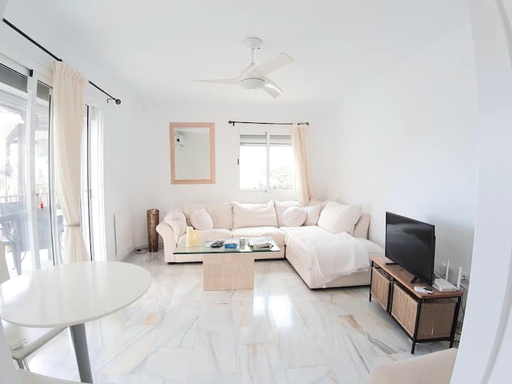 Luxury Modern Apartment In Peaceful Urbanisation - Mijas