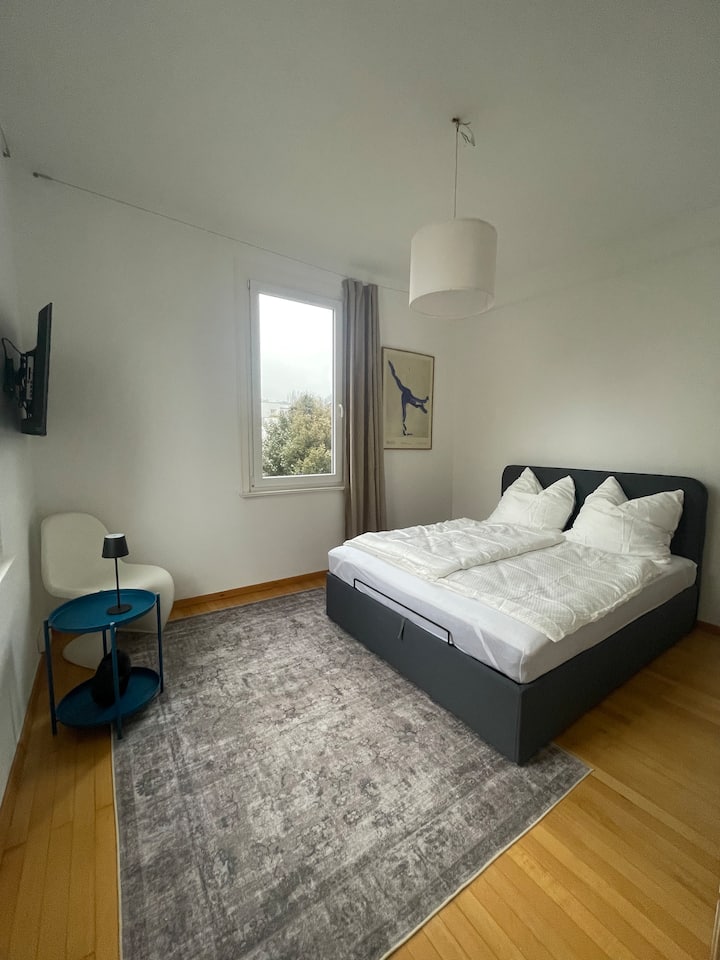 1,5 Zimmer. Stilvoll & Zentral - Reutlingen