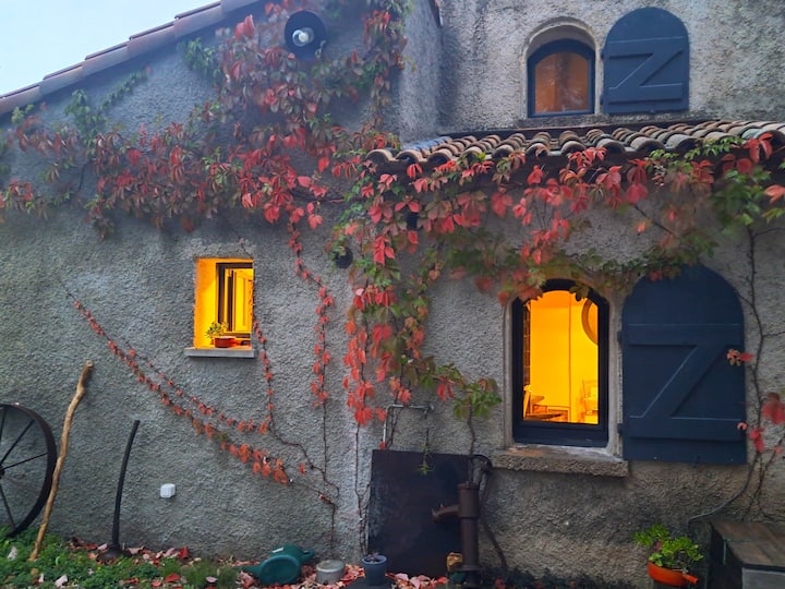 Le Mas Au Lac Du Salagou - Clermont-l'Hérault