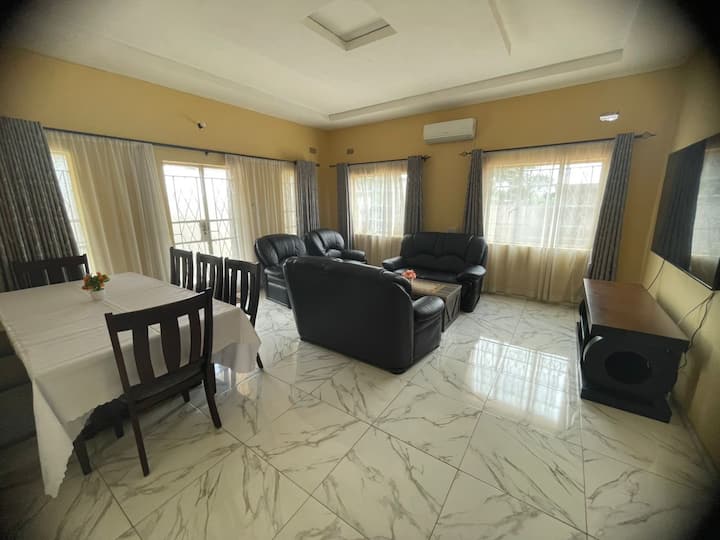 Pamtins Guesthouse - Victoria Falls