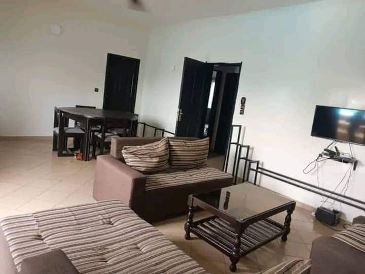 Meublé De 2 Chambres - Cotonou