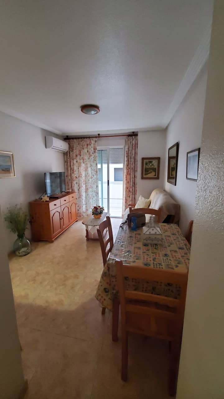 Levante沙滩100米的独立公寓 - Santa Pola