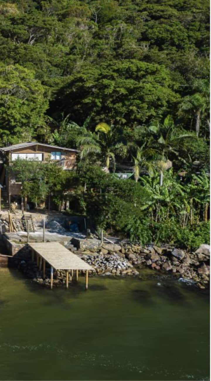 Susntay (Sol Estadia)
Seu Quintal é O Mar - Palhoça