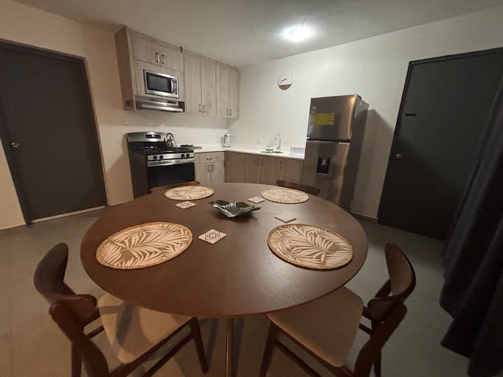 Aruba Ixora H | Front House, 2 Bdrm, Sleeps 4 - Aruba