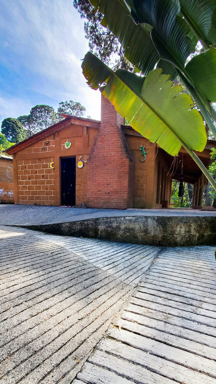 Hermosa Y Amplia Cabaña Rústica - Valle de Bravo
