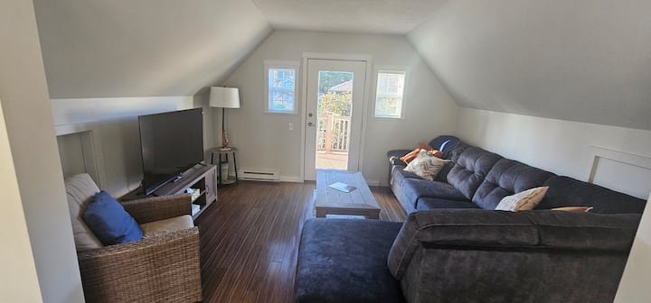 Serene Suite In Comox - Comox