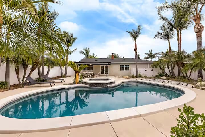 Home With Jacuzzi | Minutes To Disneyland - La Puente, CA