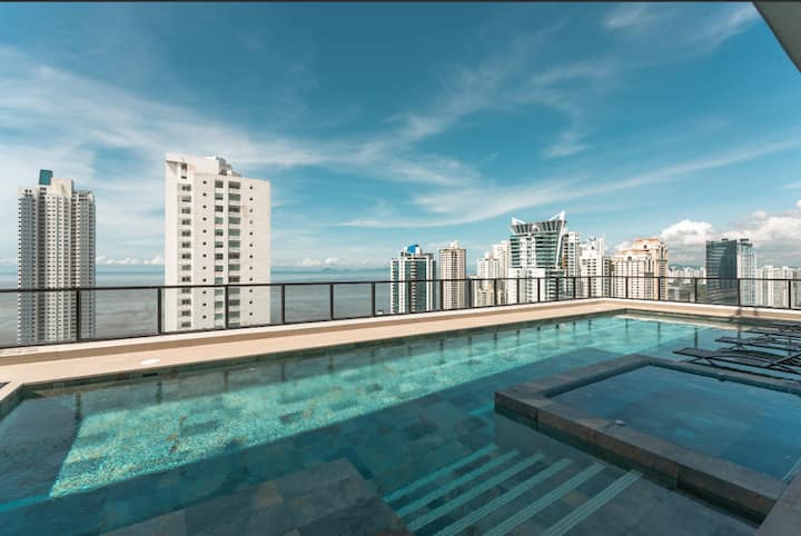 Luxury Apartment In Panama | 2br + Views + Pool - Tocumen Airport (PTY)