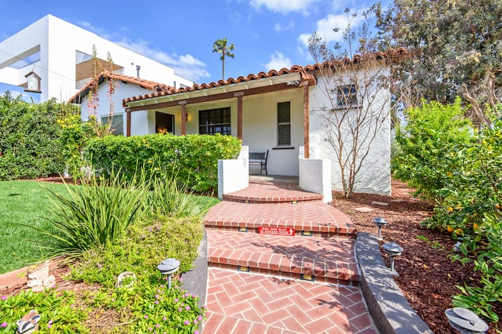Melrose Spanish Bungalow - Los Ángeles, CA
