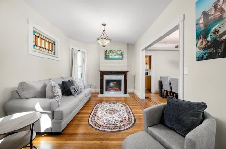Elmwood/bidwell 3br 2.5 Bth Home - 버펄로