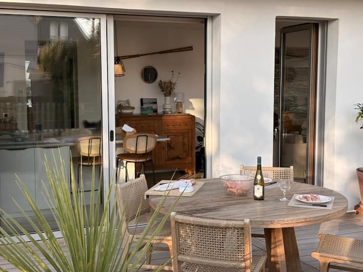 Escale Iodée : Grand Confort, Clim & Local Vélos - Guilvinec