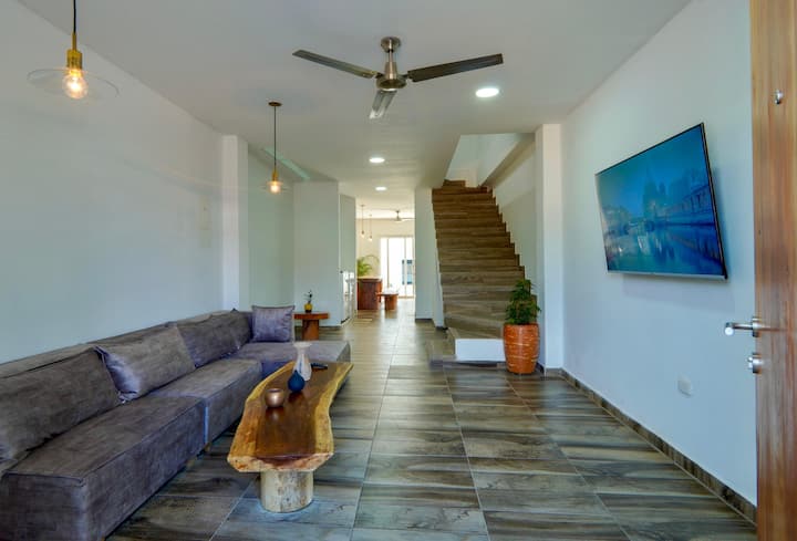 Casa Moderna Con Piscina Privada, Villavicencio - Villavicencio