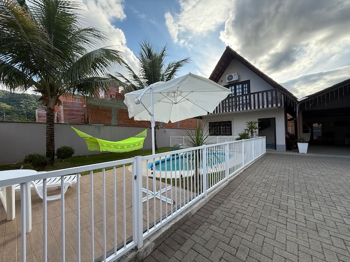 Chalé Completo Para Lazer. - Blumenau