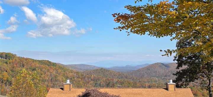 Charming Hideaway With Breathtaking Views - North Carolina