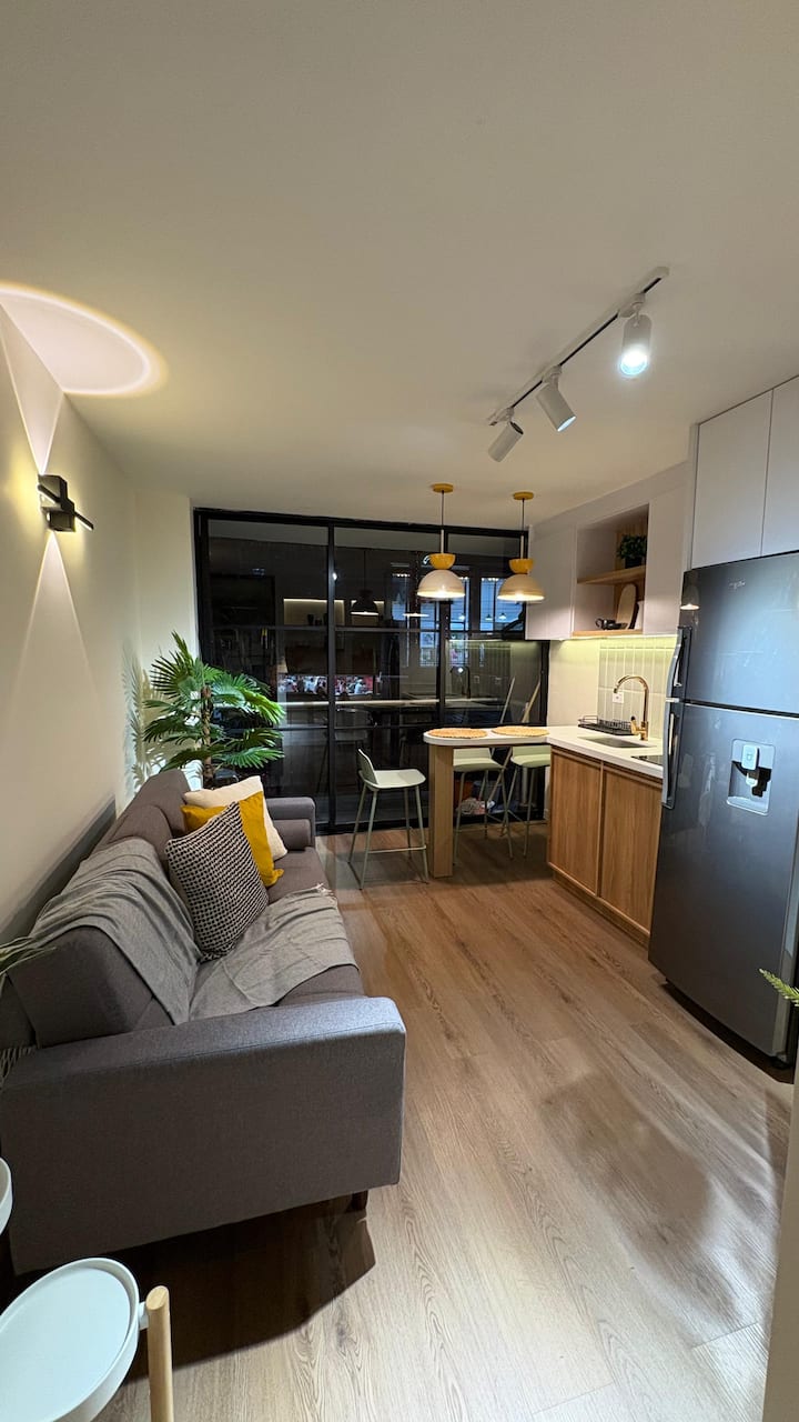 Cozy Modern Laureles Apt | A/c | Wi-fi - Medellín