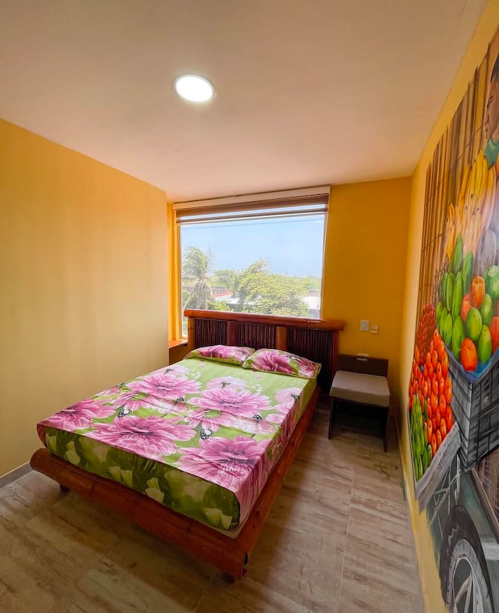 Habitación + Desayuno Incluido - Cartagena, Colombia