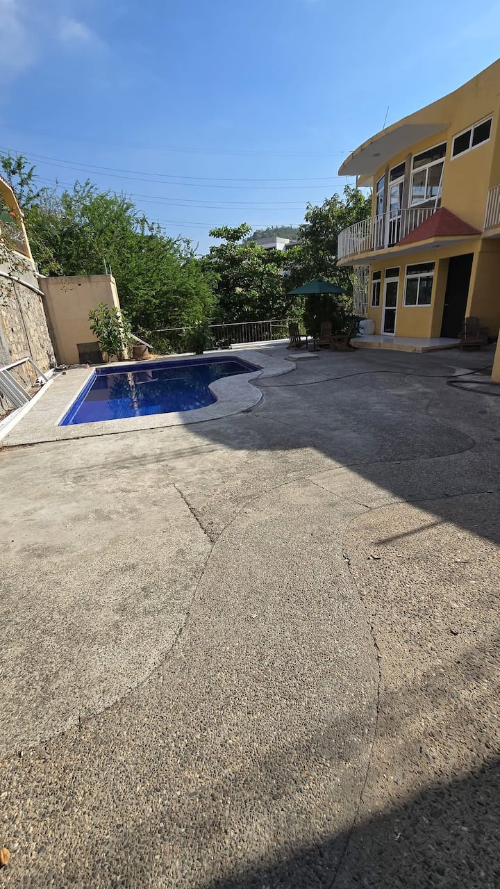Casa En Zona Céntrica Acapulco - Acapulco de Juárez