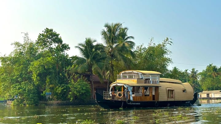 Venezia Private Houseboat Kerala - Alappuzha