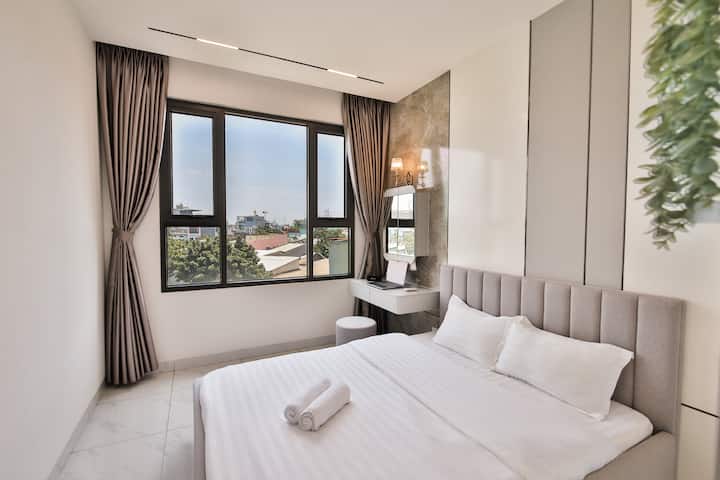 New 1br Apt| Have Kitchen- Pool - Gym| 30m To Tsn - Ho Chi Minh City