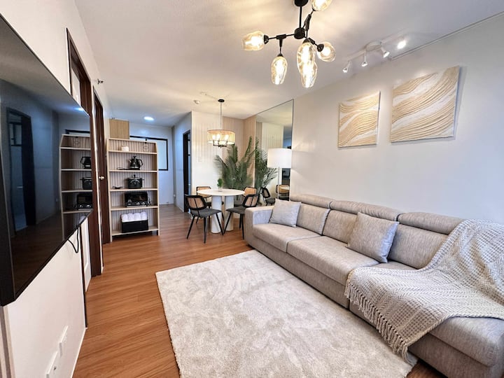 2br Cozy Condo Near Sm Marikina & Ayala Feliz - Mariquina