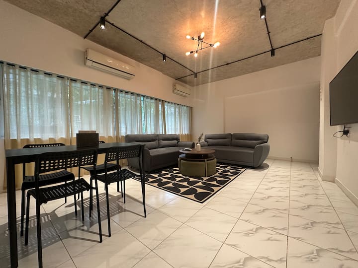 Plush Khar West | Contemporary 2 Bhk Apartment - Mumbai