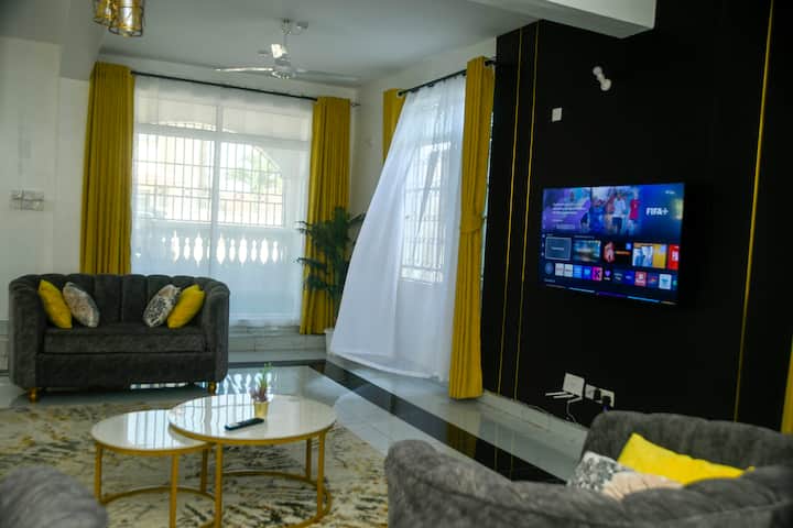 Leah’s Luxury 4br Villa | Near Beach, Shanzu - Mombasa