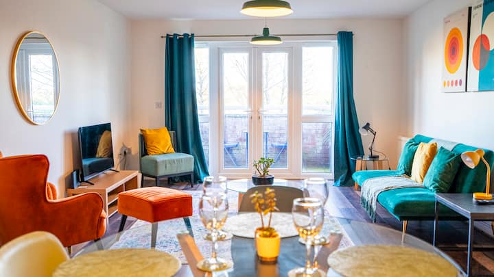 Contractor 2 Bed 2 Bath Apt Cardiff Bay Parking - 카디프