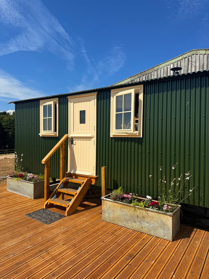 The Cosy Olive Hut At Lanhydrock - Bodmin