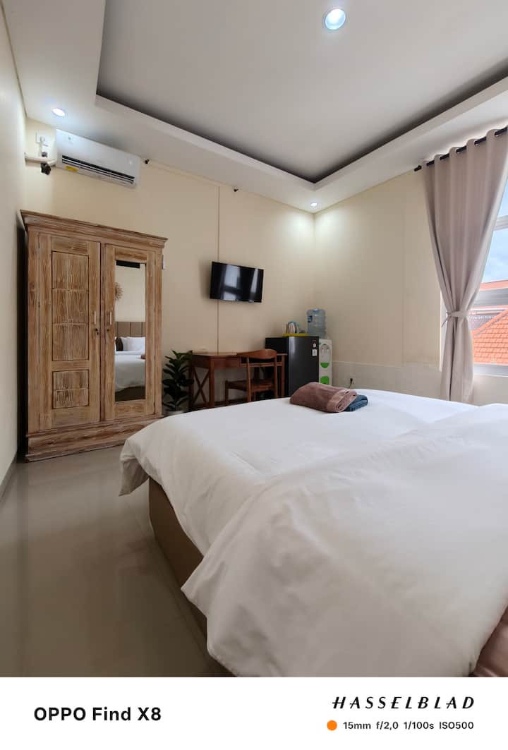 Room Near Seminyak Beach - Kuta