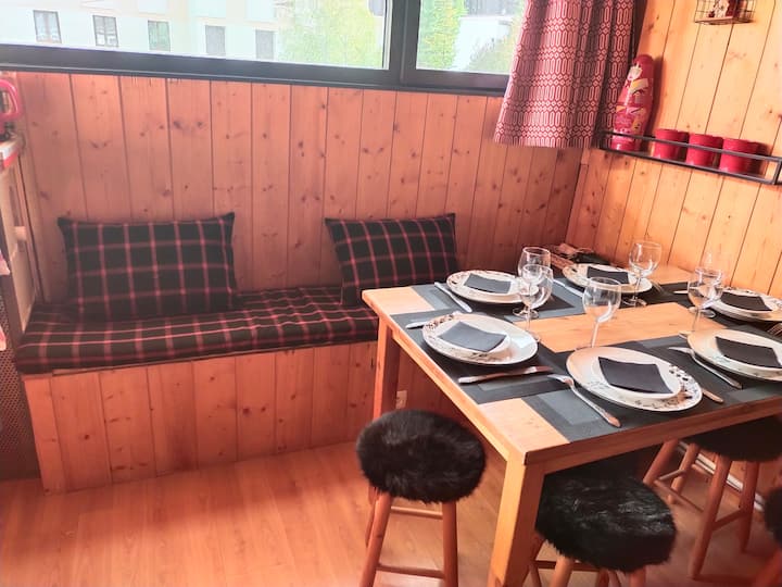Au Petit Chalet T2 à 
10 Mn à Pied Des Pistes 27m2 - Barcelonnette