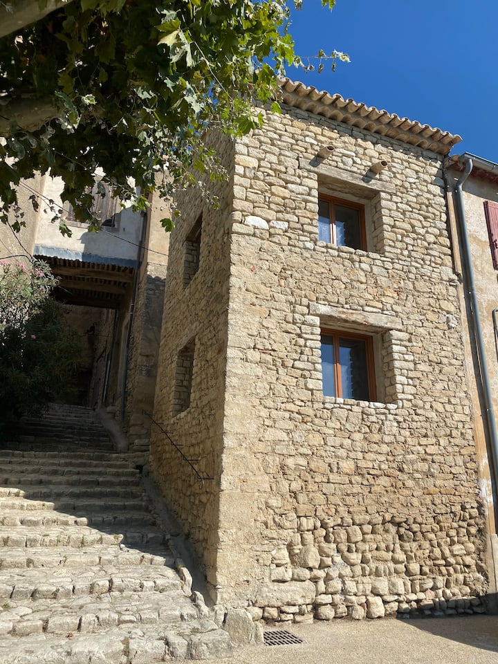 Maison De Village Terrasse Et Vue Imprenable - Rustrel