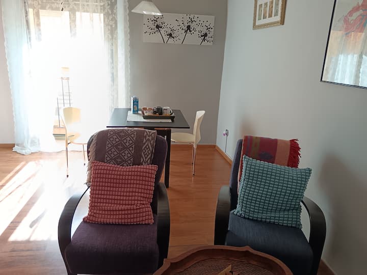 Ca La Fiona. Apartamento 2 Personas. No Fumar. - Manresa