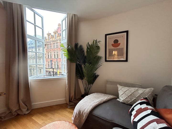 Views Of Park Row - The Heart Of Leeds. New! - Leeds