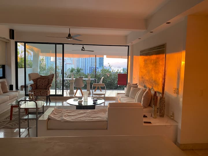 Depto  Bien Ubicado, ¡Cerca De  Lo Que Necesitas! - Acapulco