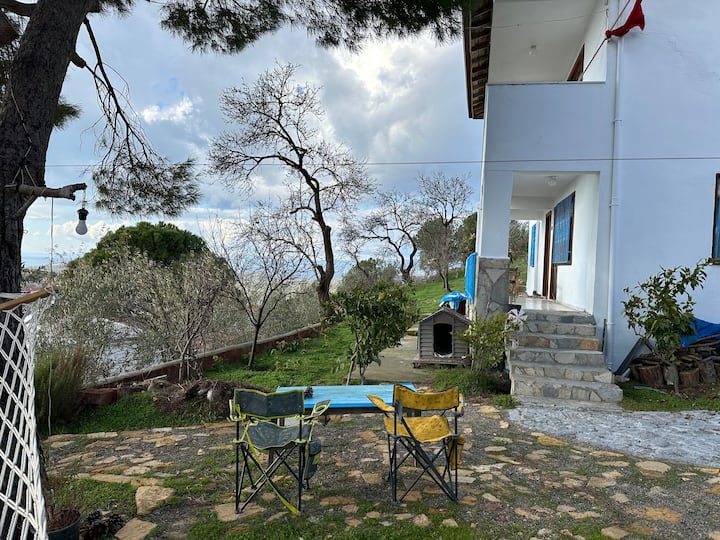 Peaceful Village Home In Nature - Burhaniye