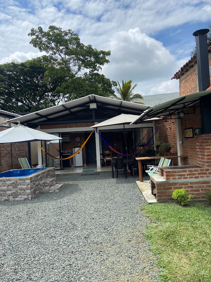 Cabaña Privada.2 A 6 Personas Máx. 2 Camas 1 Sofac - Ginebra