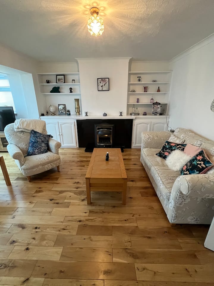 Welcome To Franky’s Cozy Home - Rottingdean