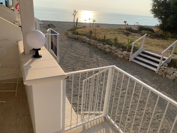 Casetta In Riva Al Mare - Lago