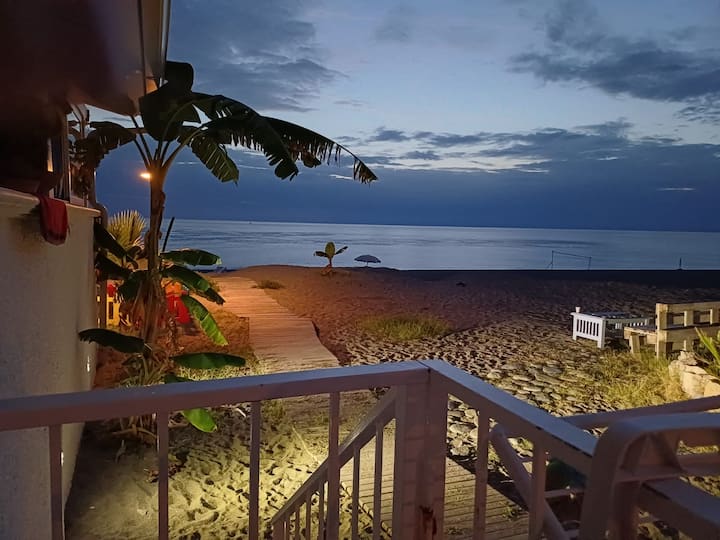 Casetta Sulla Spiaggia - Lago