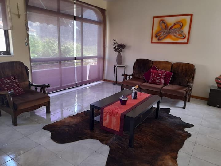Apartamento T2 Centro Palmarejo Praia, Cabo Verde - Praia