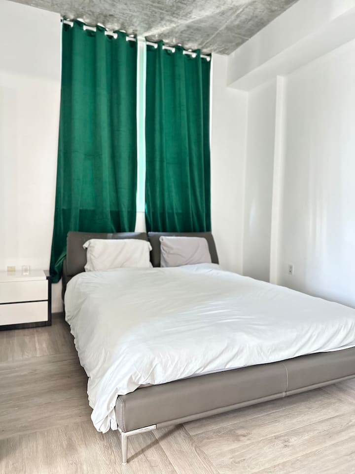 Cozy Room In Loft Apartment - 마이애미