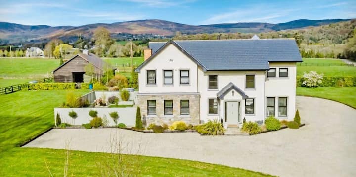 Luxury Country Home - Dundalk