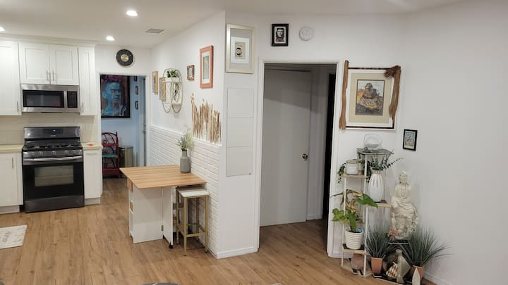 Art & Flower Artist Retreat - Los Angeles, CA