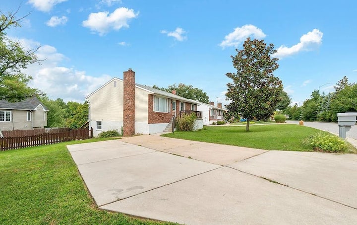 Private Upstairs Unit Near Balt City/john Hopkins - Parkville, MD