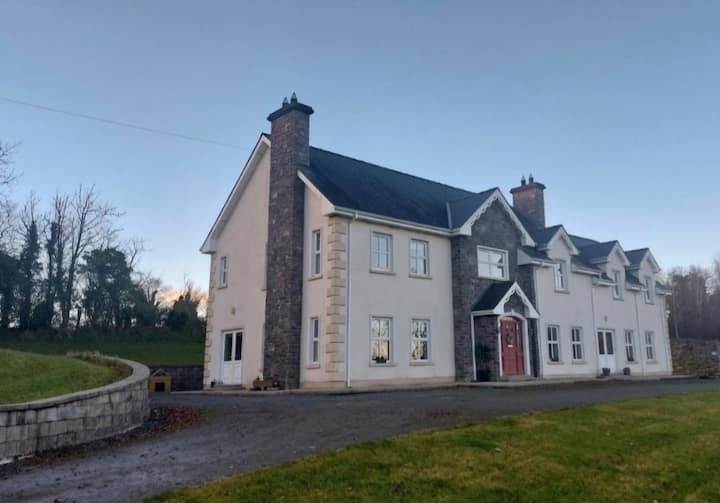 Molly's Self Catering Accom. - Cavan