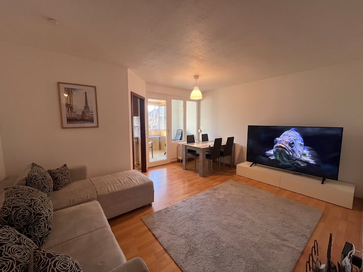 Cozy & Central | 75”tv | Mercedes Museum & Stadium - Stuttgart Airport (STR)