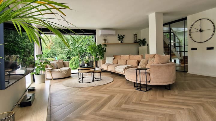 Luxe Familievilla Met Royale Tuin En Zwembad - Delft